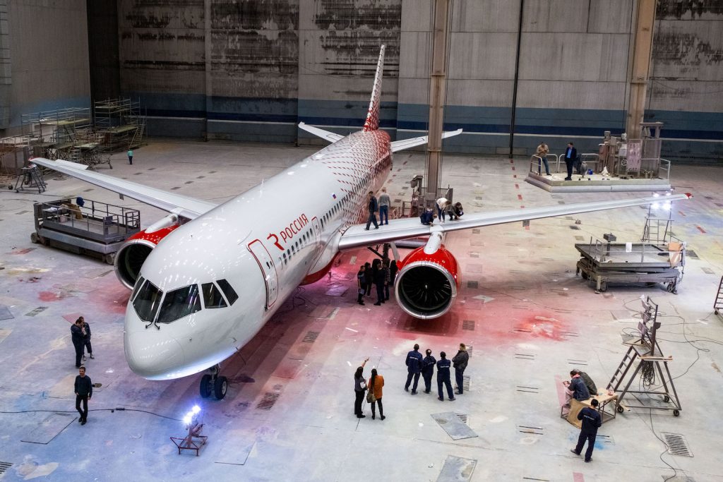 Първи МС-21 в цветовете на Россия Еърлайнс | Авио Форум